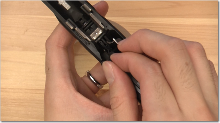 [Visual Guide] How to Install a Glock 3.5 lb Trigger Connector - Pew ...