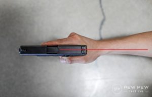 How to Grip a Pistol: Step-by-Step Instructions [With Videos] - Pew Pew ...