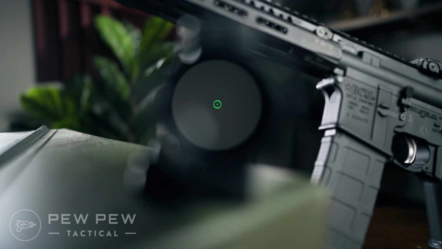 7 Best Prism Scopes: Robust & Better for Astigmatism - Pew Pew Tactical