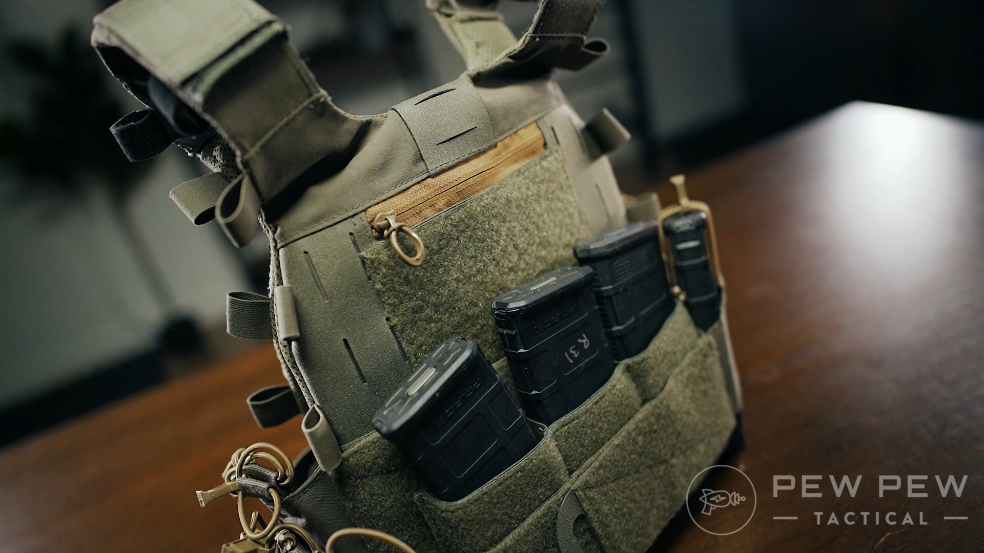 [Review] RE Factor Tactical Advanced Slickster Carrier - Pew Pew Tactical