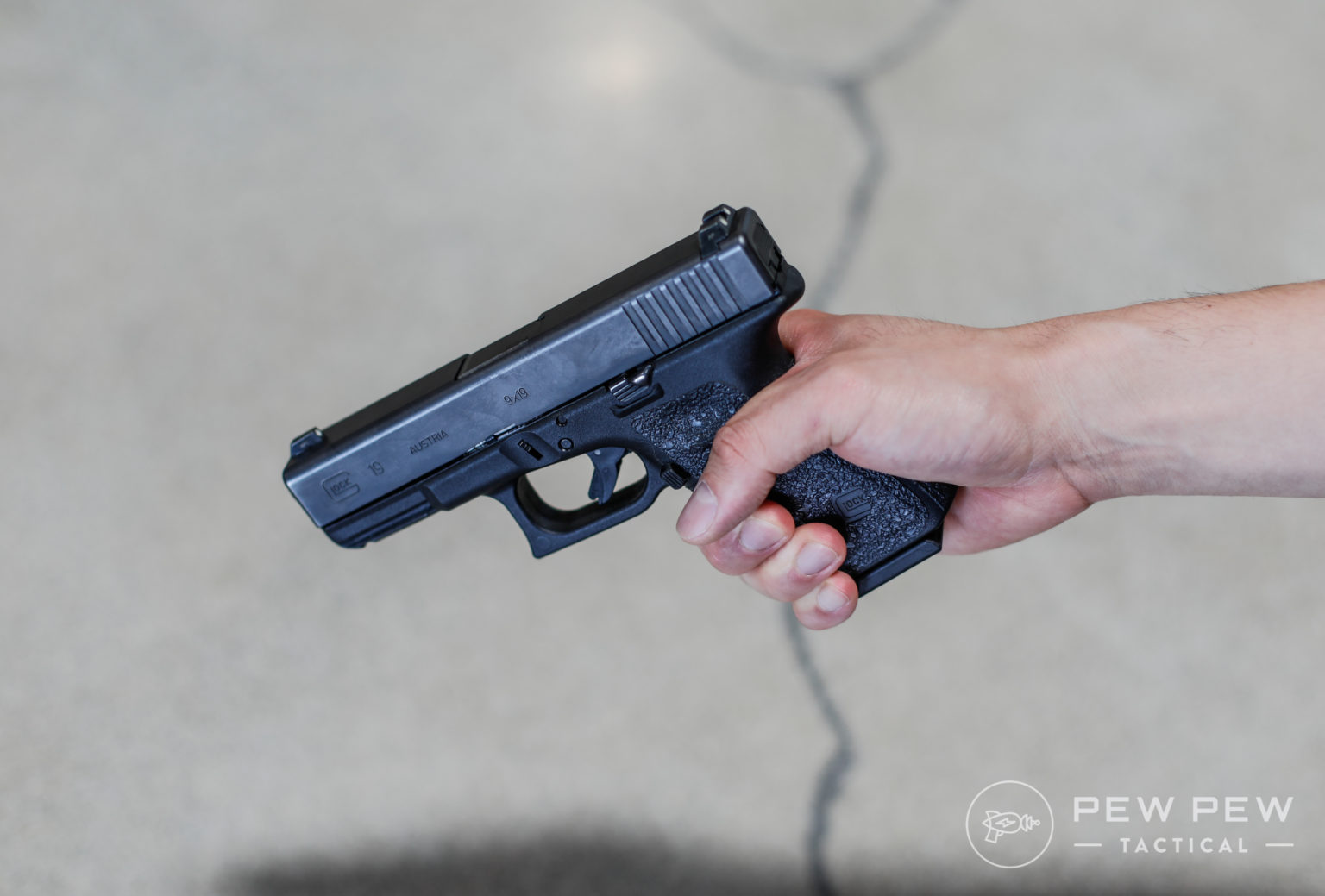 How to Shoot a Pistol Accurately [Ultimate Guide] - Pew Pew Tactical
