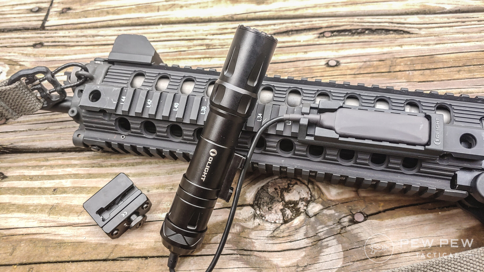 [Hands-On] Olight Odin Rifle Flashlight Review - Pew Pew Tactical