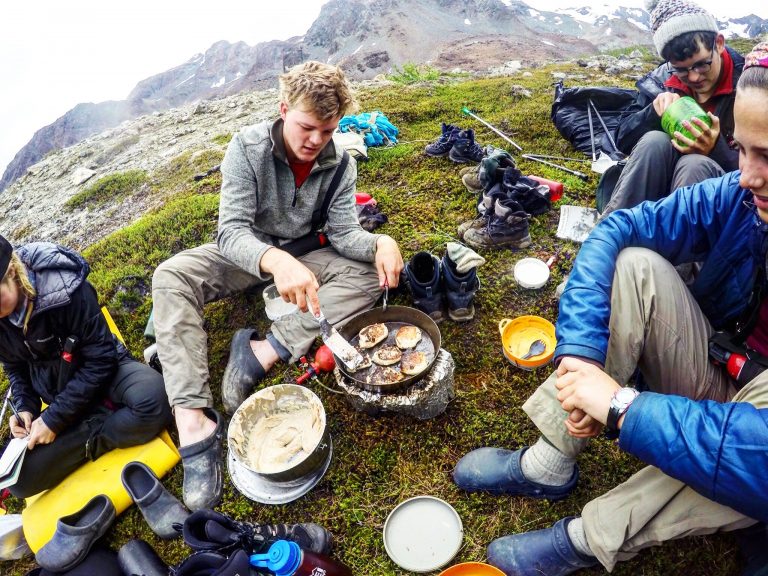 10 Best Wilderness Survival Courses [All Skill Levels] - Pew Pew Tactical