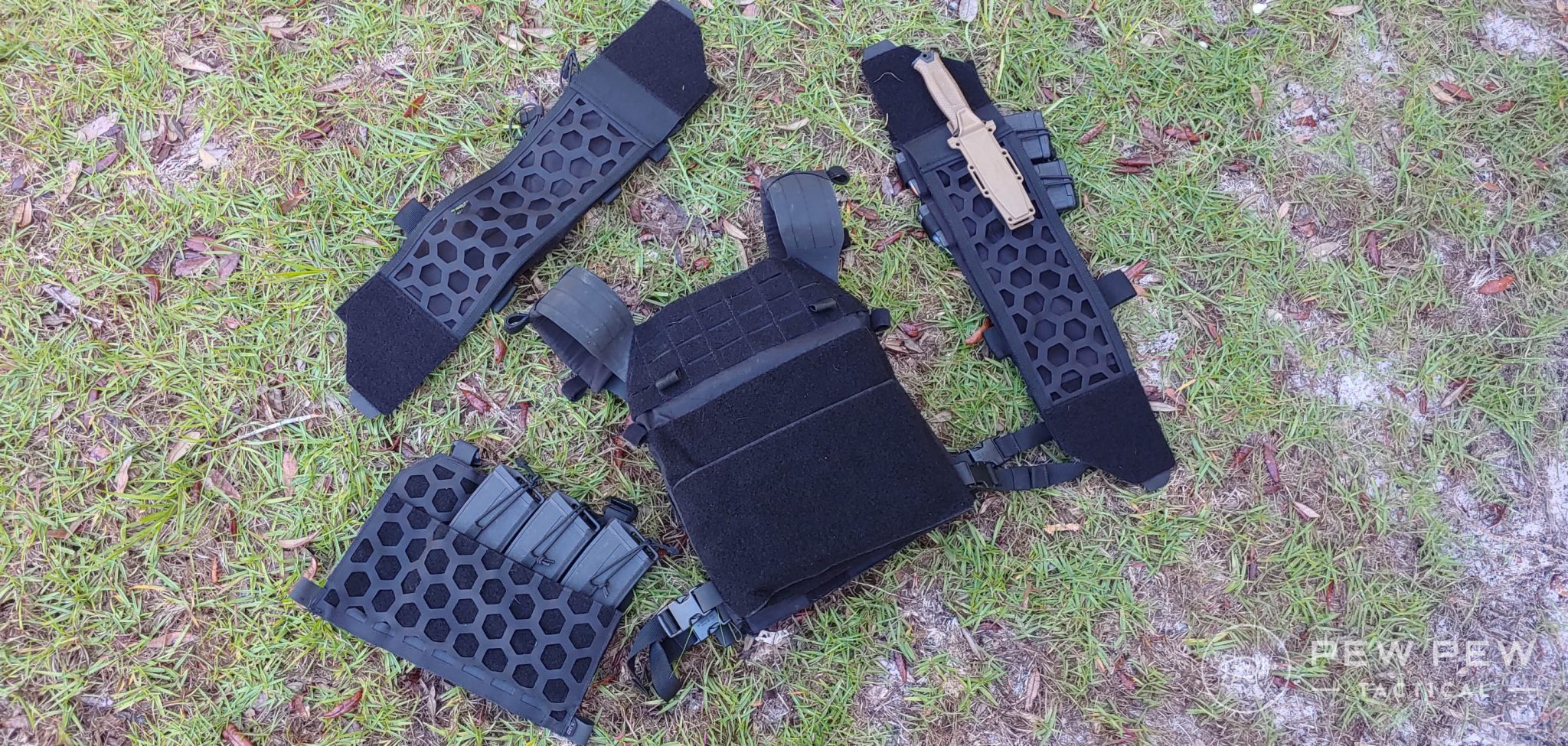 7 Best Plate Carriers: Minimalist to Heavy [Guide] - Pew Pew Tactical
