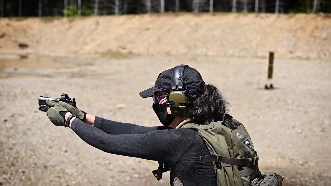 Ars And High Speed Kits A Chat With Tacticool Girlfriend Pew Pew Tactical