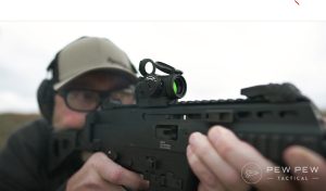 Military Optics: The Red Dots & Scopes Soldiers Use on the Battlefield ...