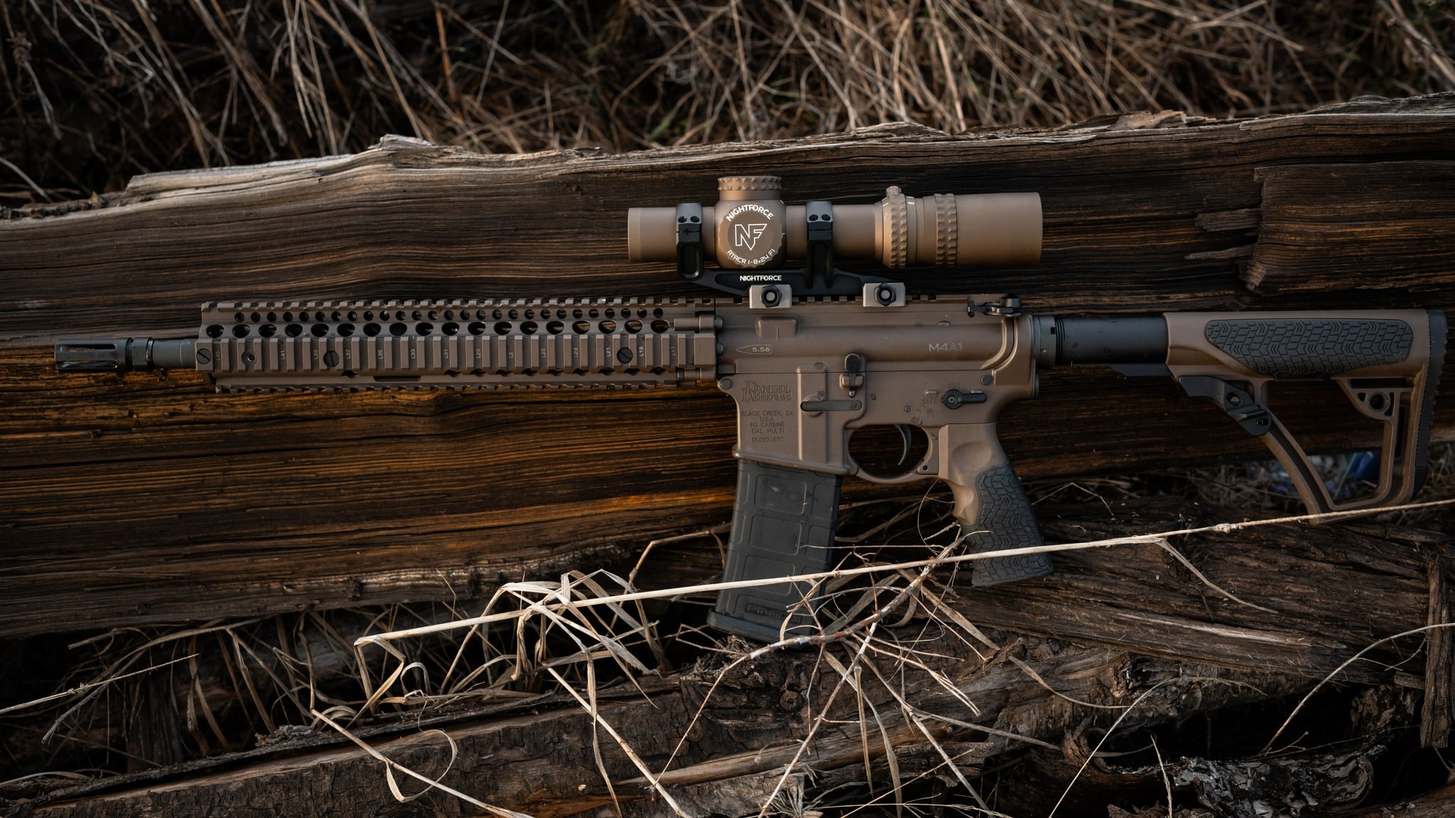 Military Optics: The Red Dots & Scopes Soldiers Use on the Battlefield ...