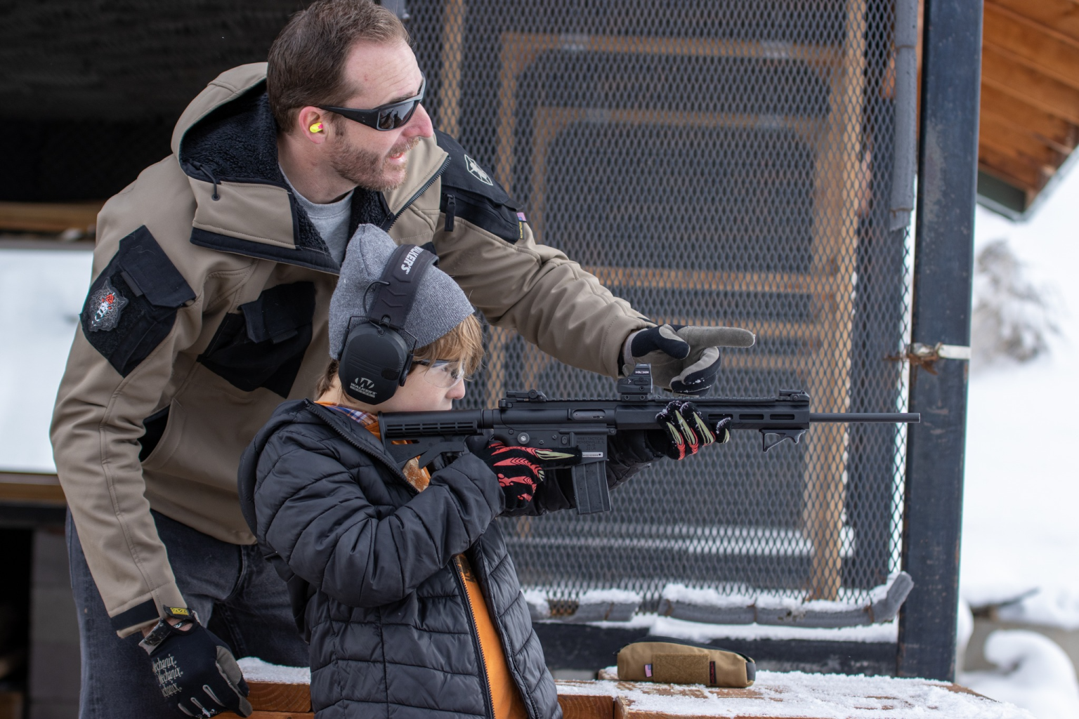 Weekly Wrap: Lawmakers Intro Bill Requiring Gov-Issued Permits to Own ...