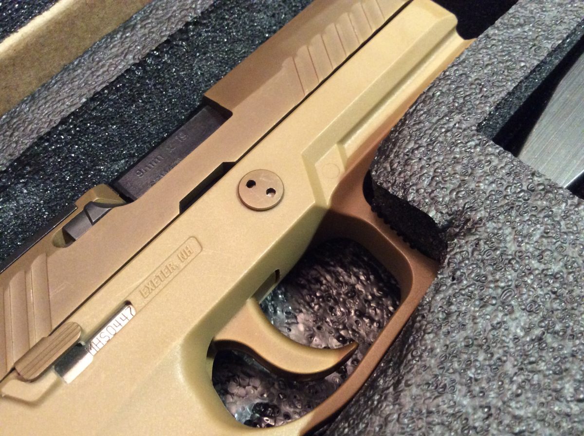 The Difference Between the Sig Sauer P320, M17 & M18 - Pew Pew Tactical