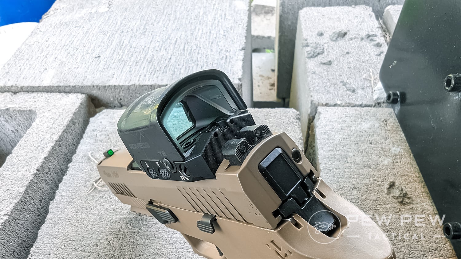 Best Enclosed Emitter Pistol Optics [All Budgets] - Pew Pew Tactical