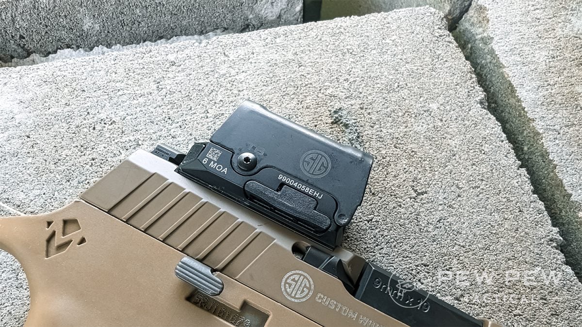 Best Enclosed Emitter Pistol Optics [All Budgets] - Pew Pew Tactical