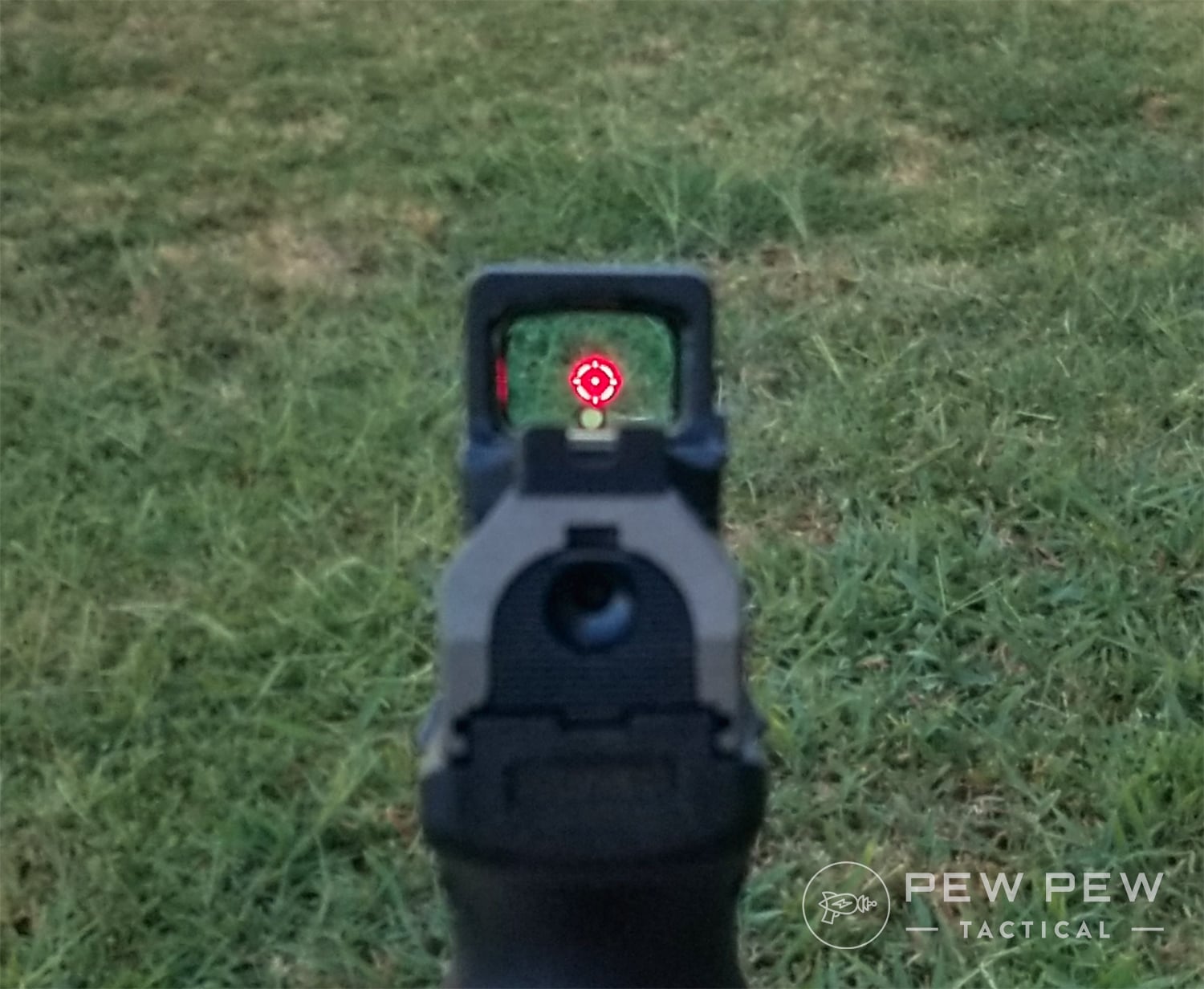 Best Pistol Red Dot Sights [Real-Views + Video] - Pew Pew Tactical
