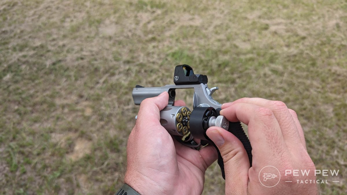 How to Reload a Revolver: Speed Loaders, Strips, & Moon Clips - Pew Pew ...