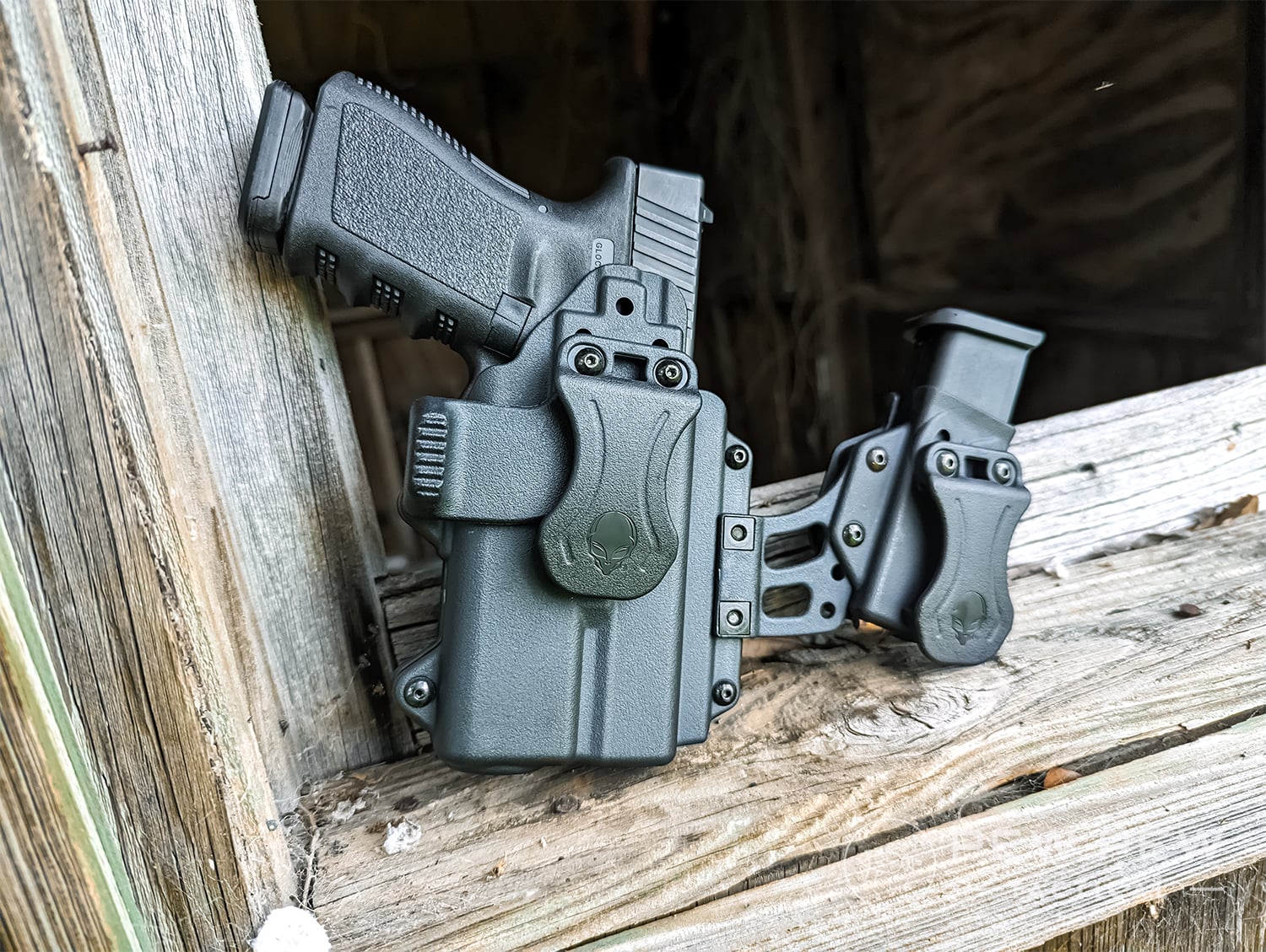 Alien Gear Photon Holster Review: Best EDC Holster? - Pew Pew Tactical