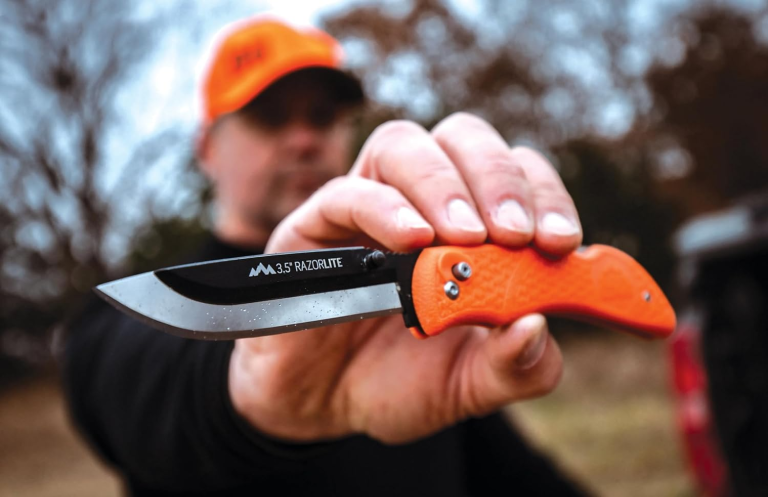 5 Best Skinning Knives: What Makes a Great Skinner? - Pew Pew Tactical