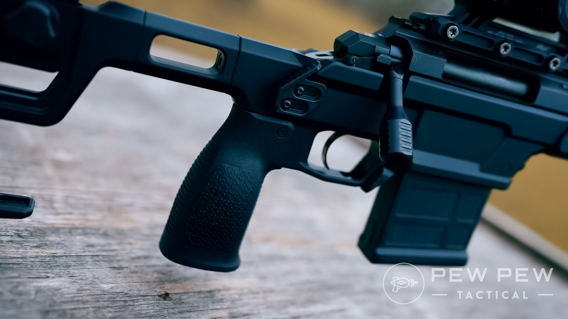 Aero Precision Solus Review: Bang-For-The-Buck Bolt - Pew Pew Tactical