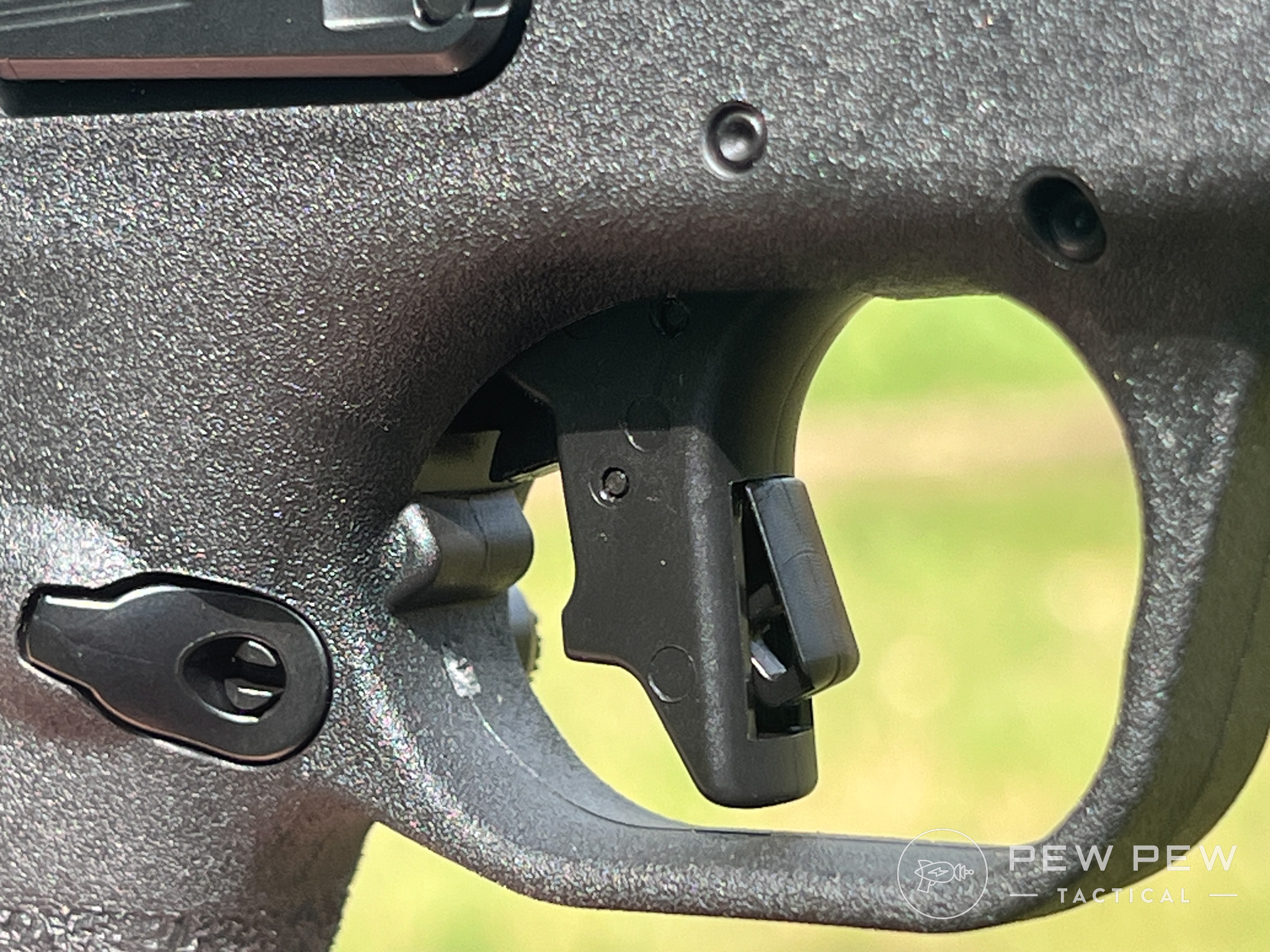 Review: Smith & Wesson M&P 5.7 [Hands-On Tested] - Pew Pew Tactical