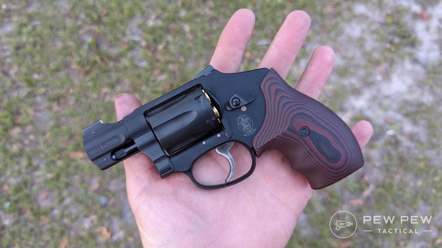 Smith & Wesson 432 UC Review [Hands-On Tested] - Pew Pew Tactical
