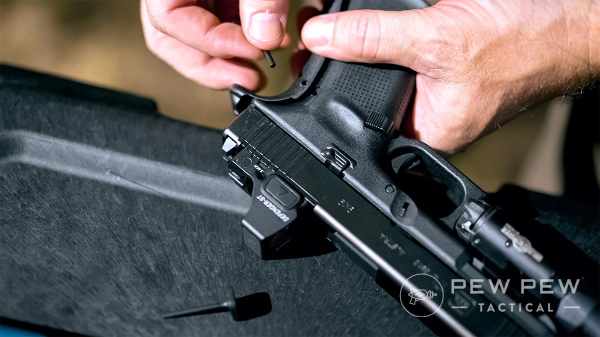 Glock 17L Review [Hands-On Tested] - Pew Pew Tactical