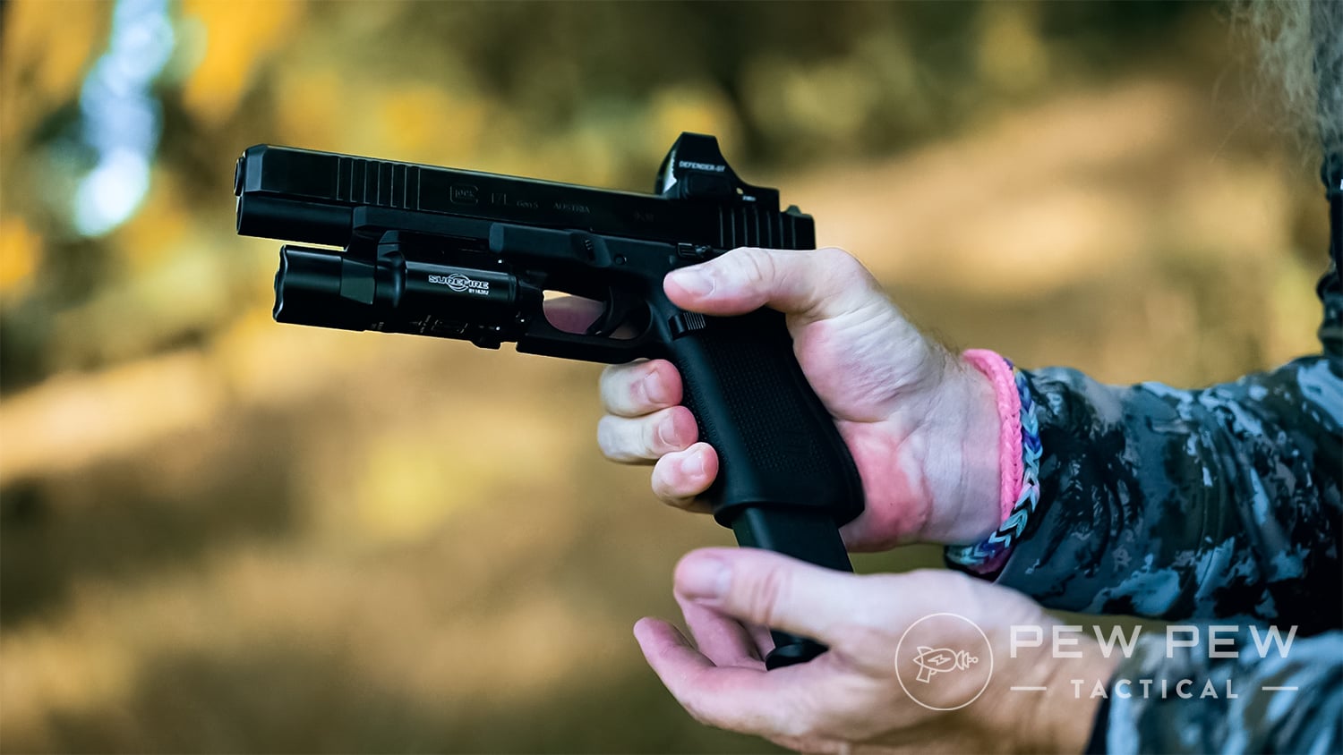 Glock 17L Review [Hands-On Tested] - Pew Pew Tactical